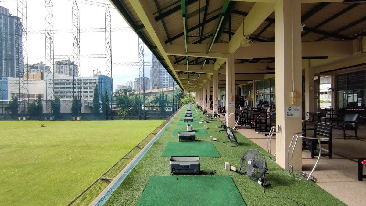 42 Tee-Off Driving Range Review: Golf Practice Facilities in Bangkok